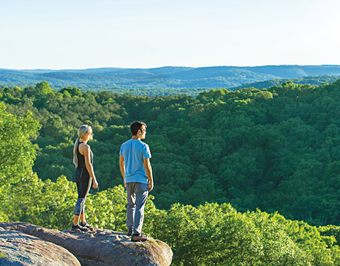 Illinois' Outdoor Spaces Are Enchanting Enough for a Road Trip