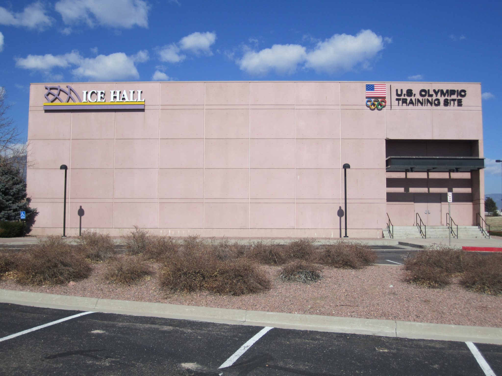 10 of the Best Hockey Venues in the United States - SPG